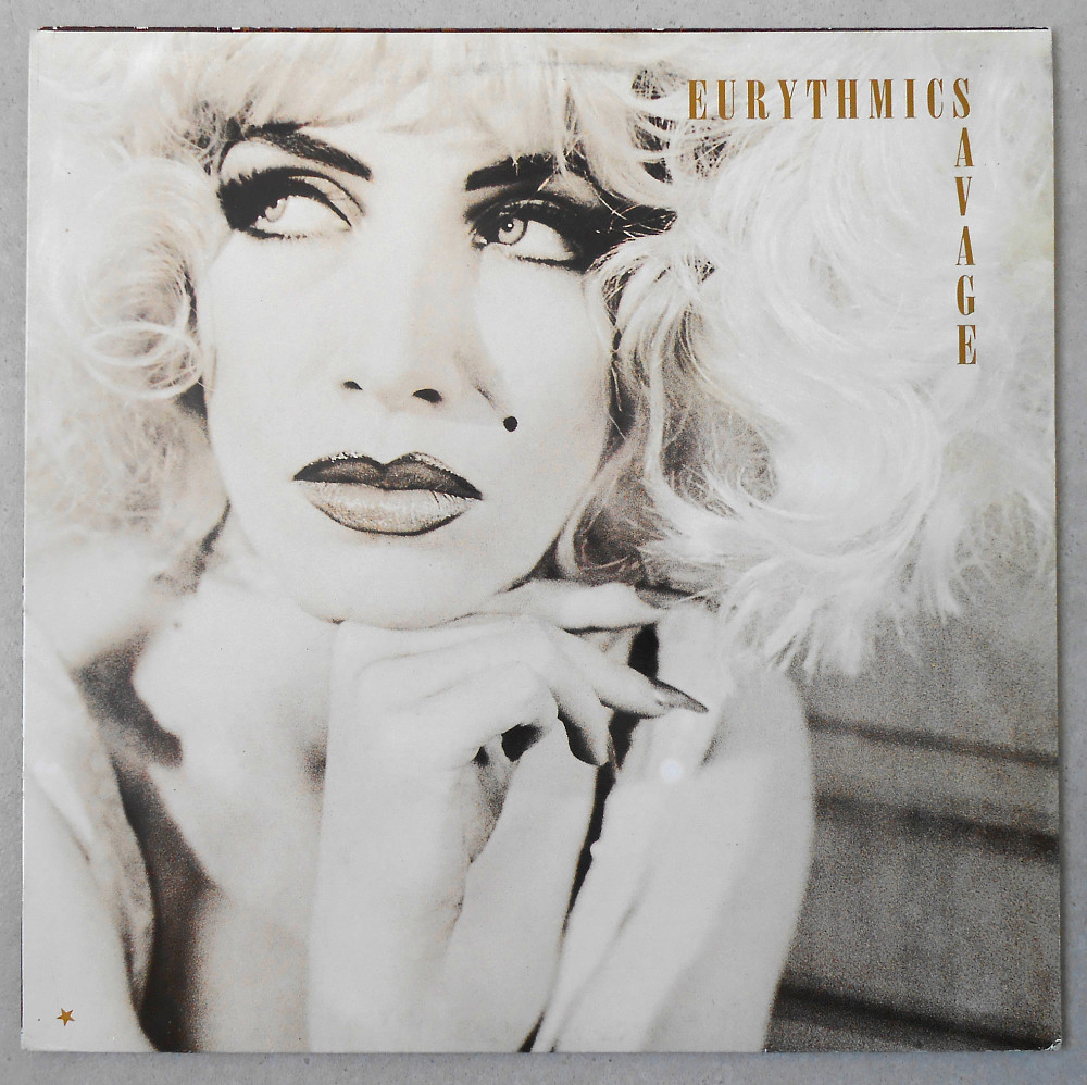 Eurythmics – Savage | Виниловые пластинки на Vinyl.com.ua