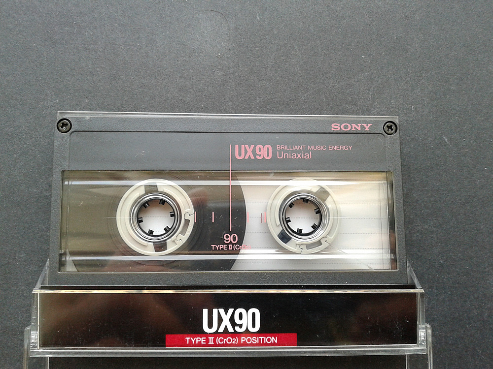 Sony UX 90 | Кассеты под запись на Vinyl.com.ua
