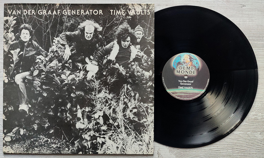 Van Der Graaf Generator - Time Vaults (England, Demi Monde) | Vinyl.com.ua