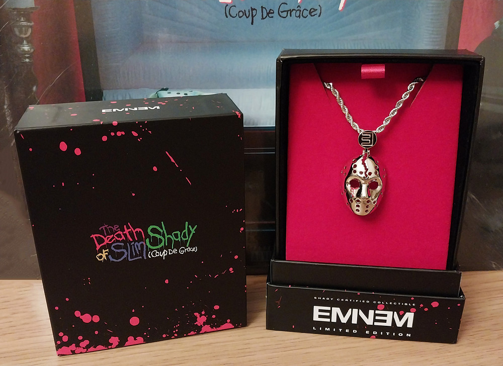 Кулон Eminem Hockey Mask (The Death of Slim Shady (Coup de Grâce ...