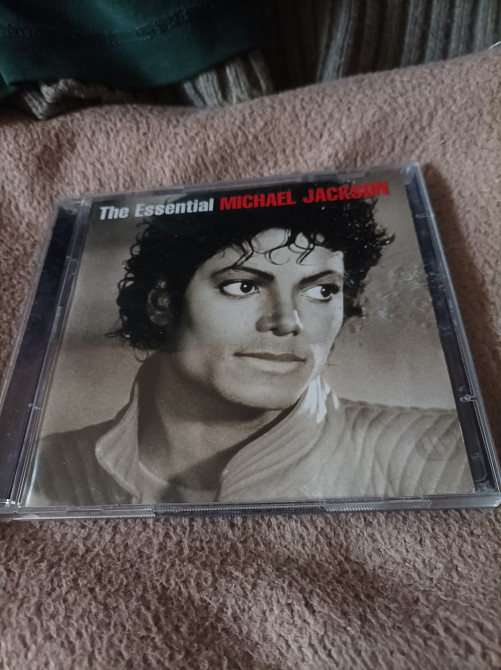 Michael Jackson – The Essential Michael Jackson | Vinyl.com.ua
